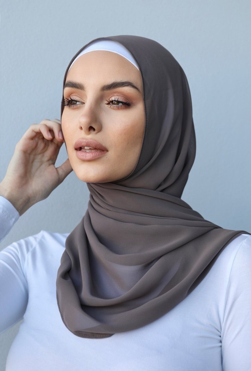 Cocoa Plain Chiffon Hijab exclusive at Divinity Collection
